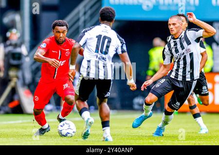 ALMERE - (l-r) Hamdi Akujobi of Almere City FC, Richonell Margaret of RKC Waalwijk during the ...