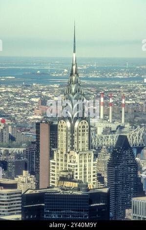 1994 archive photograph of view from the 80th floor of the Empire State ...