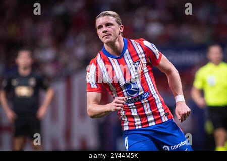 Conor Gallagher of Atletico de Madrid and Takuma Asano of RCD Mallorca ...