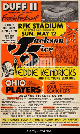 The Jackson Five, Jackie, Marlon, Michael, Tito, Randy and Jermaine ...