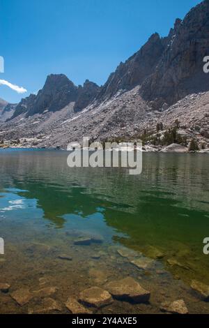 Kearsarge Lakes is along the eastern boundary of Kings Canyon National ...