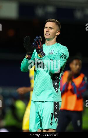 Dean Henderson of Crystal Palace applauds the fans after the final ...