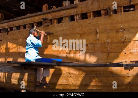 Dhow factory. Sur. Sultanate of Oman Stock Photo - Alamy