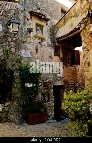 Medieval village of Fumone,Frosinone,Lazio,Italy Stock Photo - Alamy