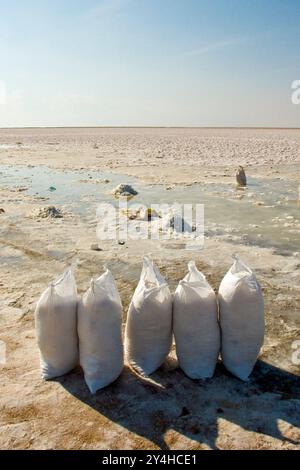 Mahoot salt flats, Sultanate of Oman Stock Photo - Alamy