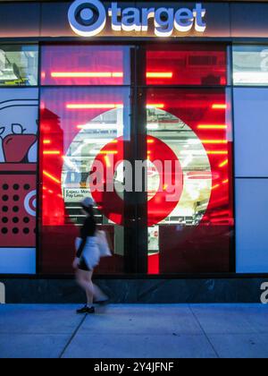 Target opened its new store in Manhattan's Herald Square this week ...