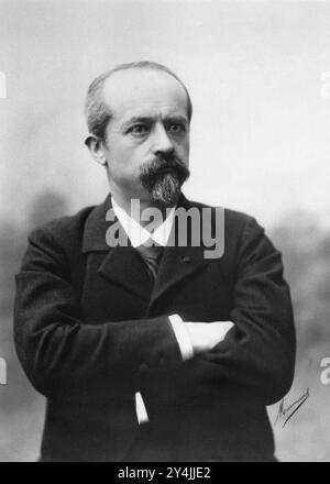 Louis Lépine, préfet de police de Paris Stock Photo - Alamy