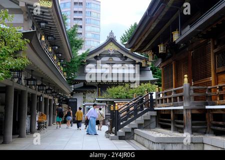 The historic Yushima Tenmangu Shrine devoted to Tenjin the kami (god ...