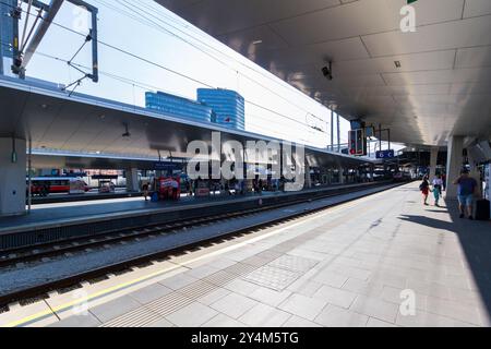 Vienna Central T Hbf (Hauptbahnhof) Railway station, Vienna, Austria ...