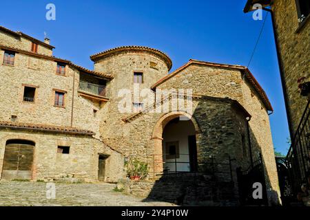 Ancient medieval village of Monterone. Province of Arezzo. Tuscany ...