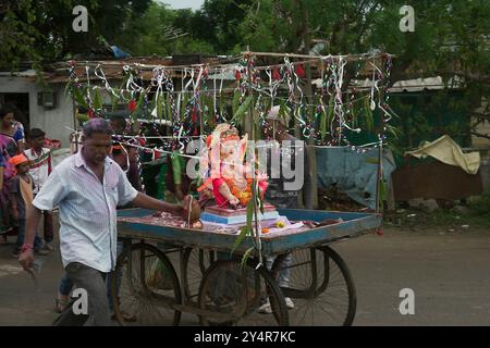 People carrying idol of Lord Ganesha on Ganpati festival, Coimbatore ...