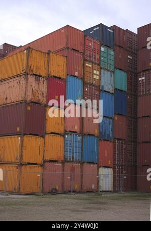 Containers are piled up in the container harbor in Duisburg, Germany ...