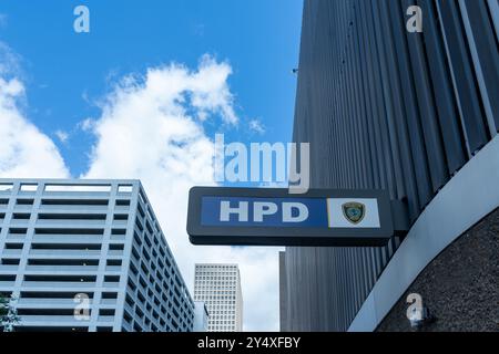HPD (Houston Police Department) sign on the building at its ...