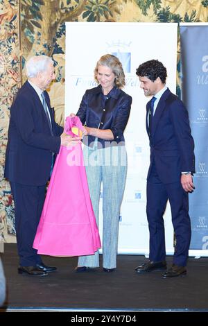 Princess Elena de Borbon, Mario Vargas Llosa during 'Capote De Las ...