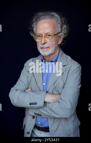 Fernando Colomo Poses portrait session 'Las delicias del jardín ...