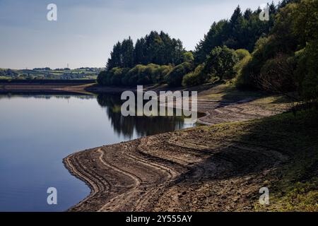 Receding Summer water levels at Wayoh Reservoir, Blackburn, Lancashire ...