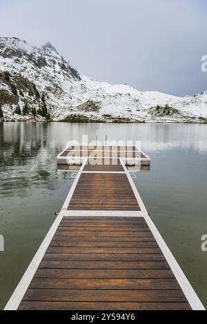 Bettmersee, mountain lake, alpine, bathing, swimming, footbridge ...