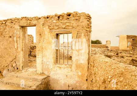 Ruins of an ancient fishing village at Al Ruwais, Qatar Stock Photo - Alamy