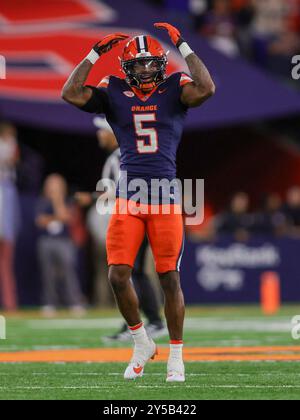 Syracuse defensive back Alijah Clark runs a drill at the NFL football ...