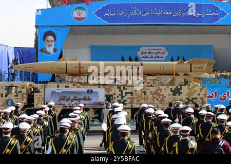 Iraqi Dictator Saddam Hussein with his family Stock Photo - Alamy