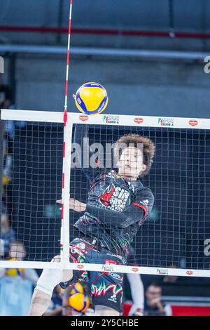 #14 Yuki Ishikawa (Sir Susa Vim Perugia) 16.Feb.2025 Sir Susa Vim Perugia vs Allianz Milano in ...