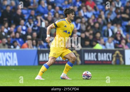 Pascal Struijk of Leeds United in the pregame warmup session during the ...