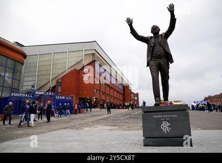 The statue of Walter Smith at Ibrox Stadium, Glasgow. Picture date ...
