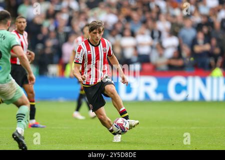Sheffield United midfielder Sydie Peck (42) before the Sheffield United ...