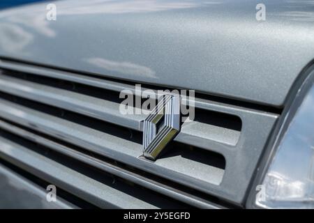 A 1991 H registration Renault 5 GT Turbo on display at a car show in ...