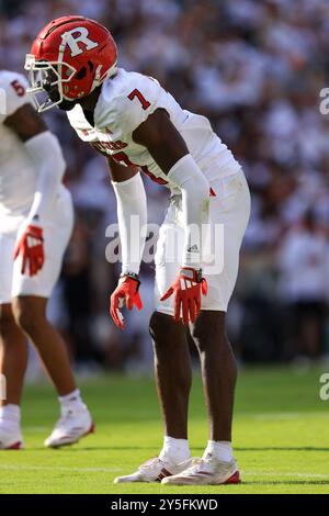 Rutgers defensive back Robert Longerbeam participates in a drill at the ...