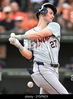 Detroit Tigers shortstop Trey Sweeney throws to first base during the ...