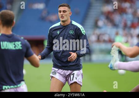 Lorenzo Lucca (Udinese) warm up during US Lecce vs Udinese Calcio ...