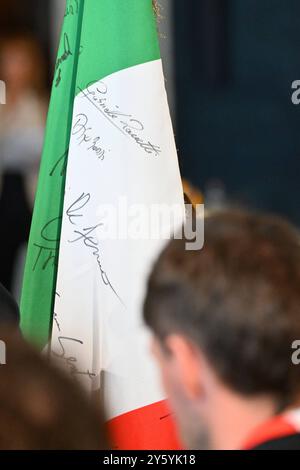 News - The return ceremony of the Flag of the Italian athletes ...