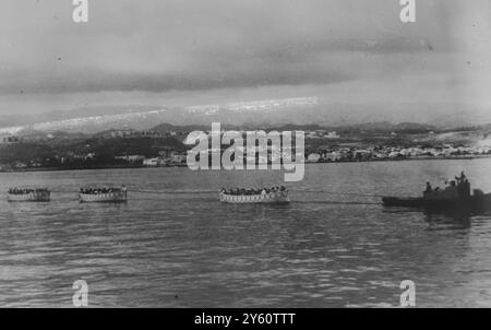 EXPLOSIONS IN SHIP ENGINE ROOM 18 OCTOBER 1960 Stock Photo - Alamy
