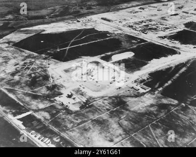 DRAGON REACTOR SITE INAUGURATION CEREMONY 27 APRIL 1960 Stock Photo - Alamy