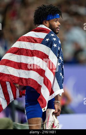 Noah Malone of Team USA celebrates winning bronze in the final of the ...