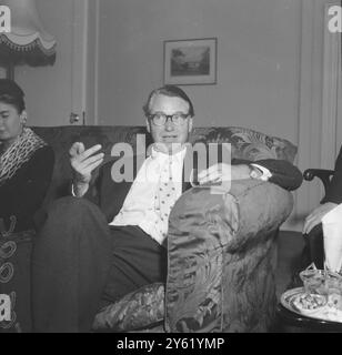 Ken Annakin - Film Director. January 1, 1953 Stock Photo - Alamy