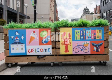 Welcome sign at the pedestrian mall on Water Street in downtown St ...