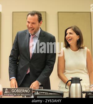 The Minister of Transport and Sustainable Mobility, Óscar Puente, gives ...