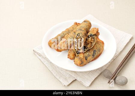 Gimmari or Kimmari, made from seaweed rolls filled with vermicelli or ...