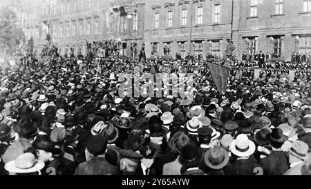 June 1919 , mass meetings around Germany to protest against the signing ...