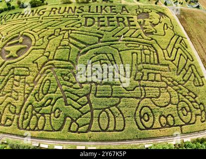 Corn Maze at the Richardson Adventure Farm in Spring Grove, Illinois ...