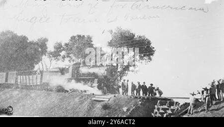 Mexico - cribbing bridge for refugee train, Torreon Stock Photo - Alamy