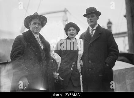 French-Algerian opera singer Dinh Gilly (1877-1940) with German opera ...