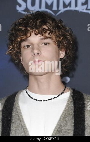 Ca. 24th Sep, 2024. Mason Thames, Nora Zehetner at arrivals for MONSTER ...