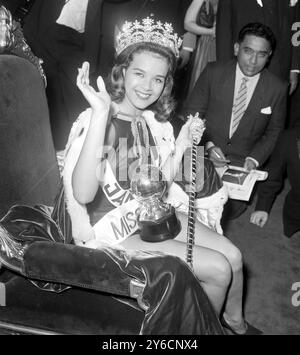 MISS JAMAICA CAROLE JOAN CRAWFORD WINNING MISS WORLD AT BEAUTY CONTEST ...