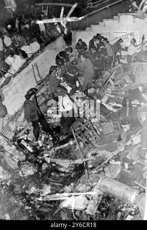 STATE FAIR ICE RINK STADIUM EXPLOSION IN INDIANAPOLIS, US - 62 PEOPLE ...