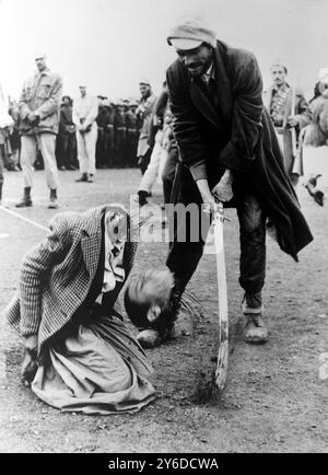 EXECUTIONS YEMENI YOUTH EXECUTED JUSTICE IN YEMEN ; 4 JUNE 1963 Stock ...