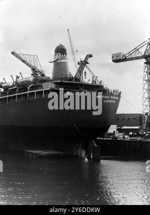 SHIPYARD DEPRESSION IN GLASGOW, SCOTLAND ; 29 MAY 1963 Stock Photo - Alamy