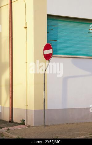 No entry sign, No entry signpost Stock Photo - Alamy